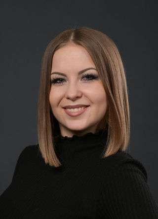 Lisa Hermann - Friseursalon Schwarzenfeld | Lisa Hermann, Friseur ...